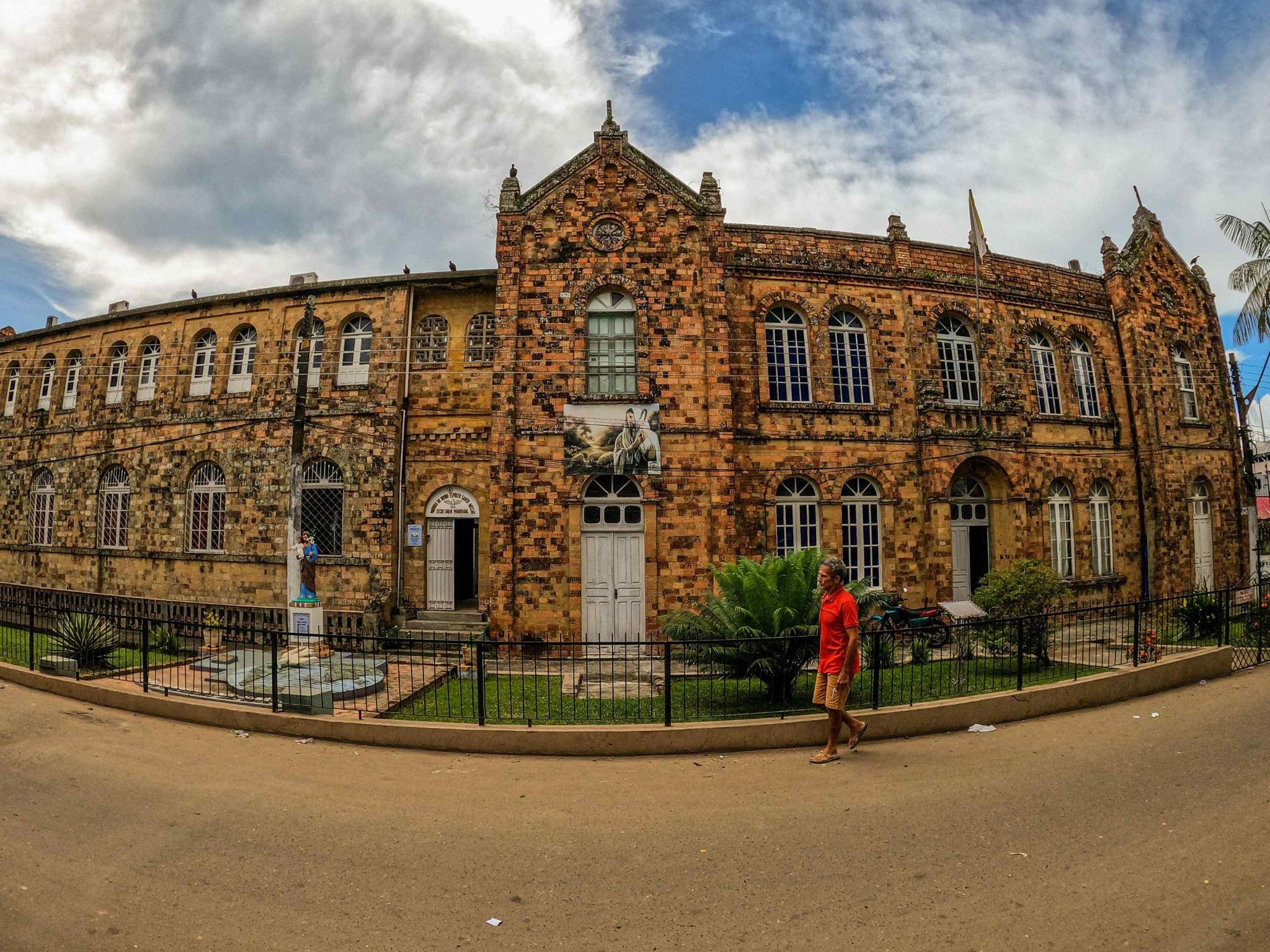 Tefé: roteiro com dicas imperdíveis do que fazer na cidade que fica no ...
