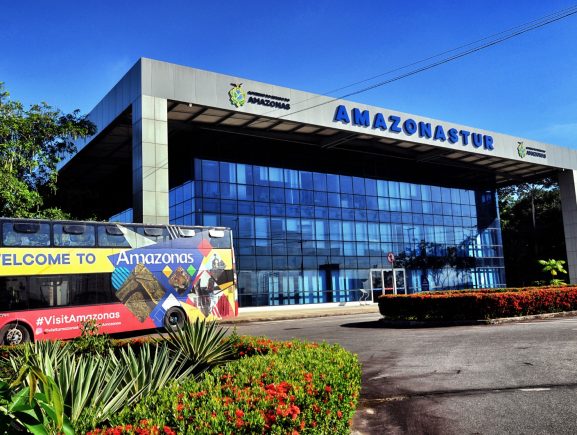 Dia Internacional do Trabalhador e a homenagem da Amazonastur para quem faz o turismo do ...